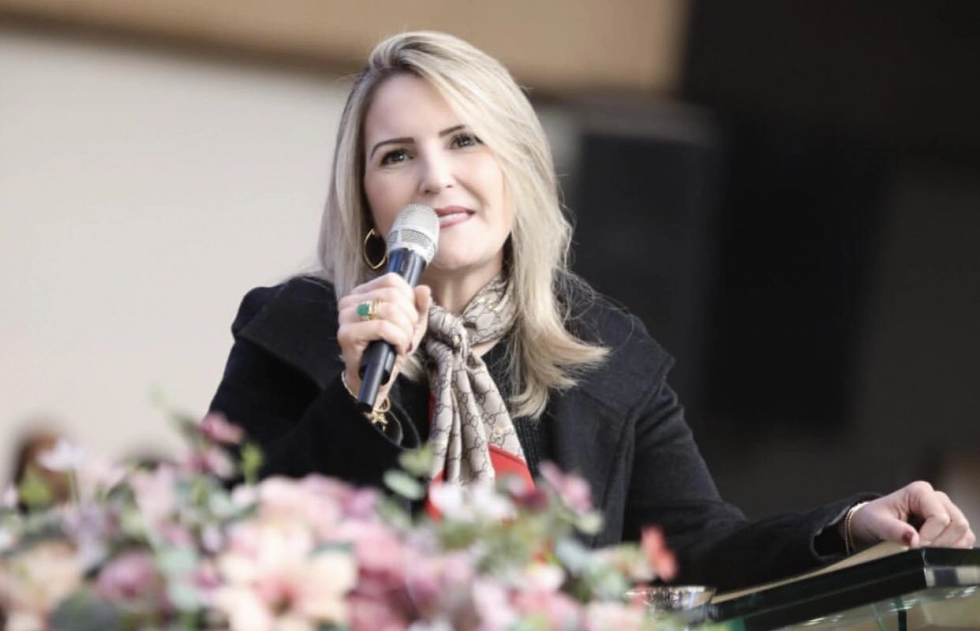 Quem foi Keila Ferreira, a bispa líder da AD Brás que faleceu aos 52 ...