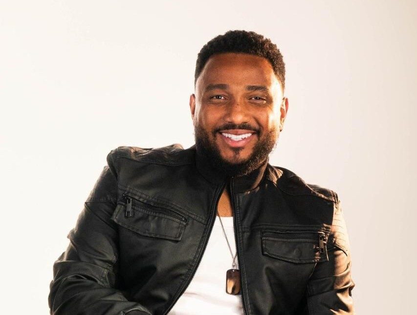 Eli Soares celebra sua 8ª indicação ao Grammy Latino | Folha Gospel